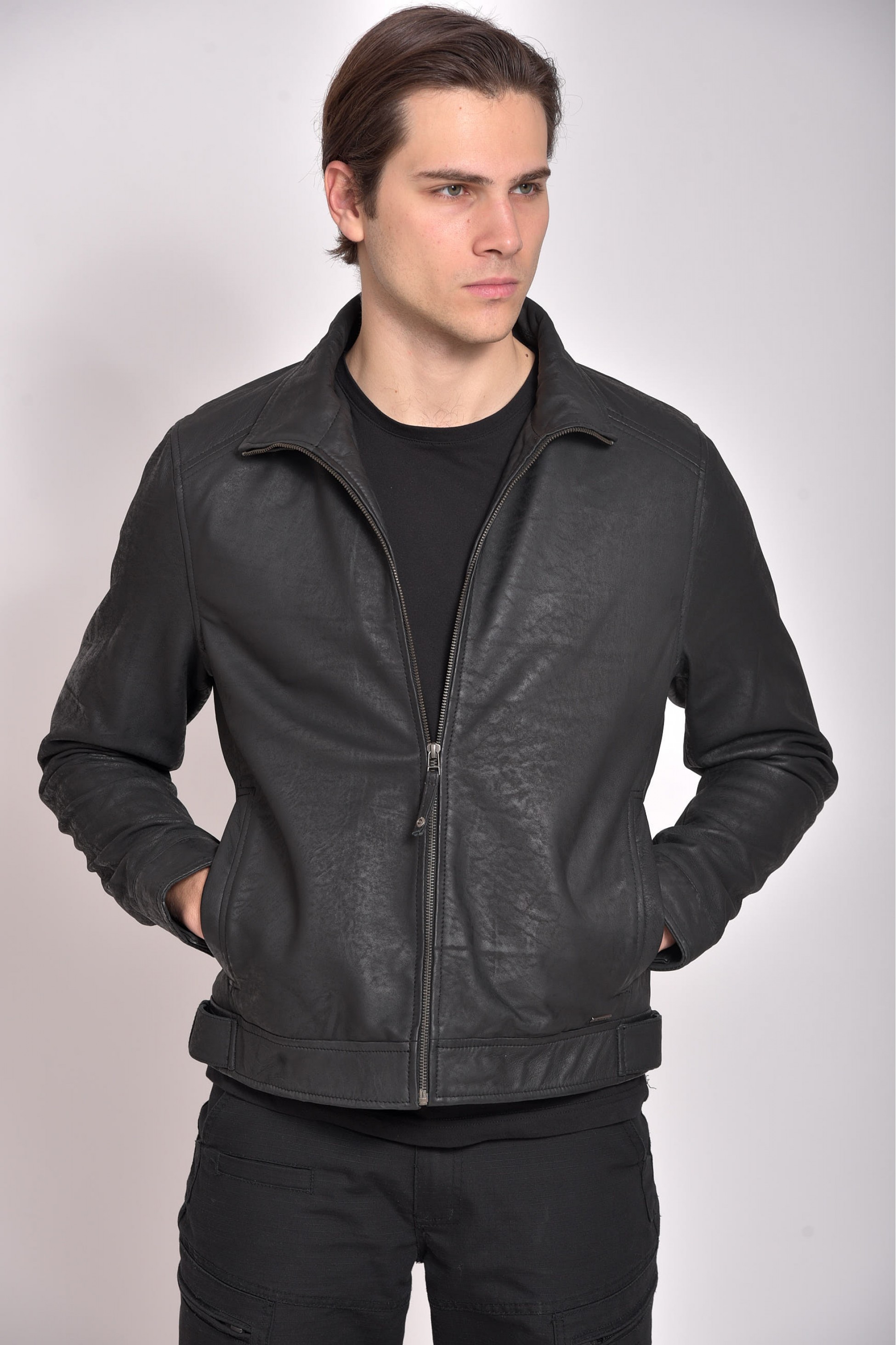 HOLLAND VINTAGE SHEEP BLACK - ΑΥΘΕΝΤΙΚΟ ΑΝΤΡΙΚΟ ΜΑΥΡΟ ΔΕΡΜΑΤΙΝΟ ΜΠΟΥΦΑΝ