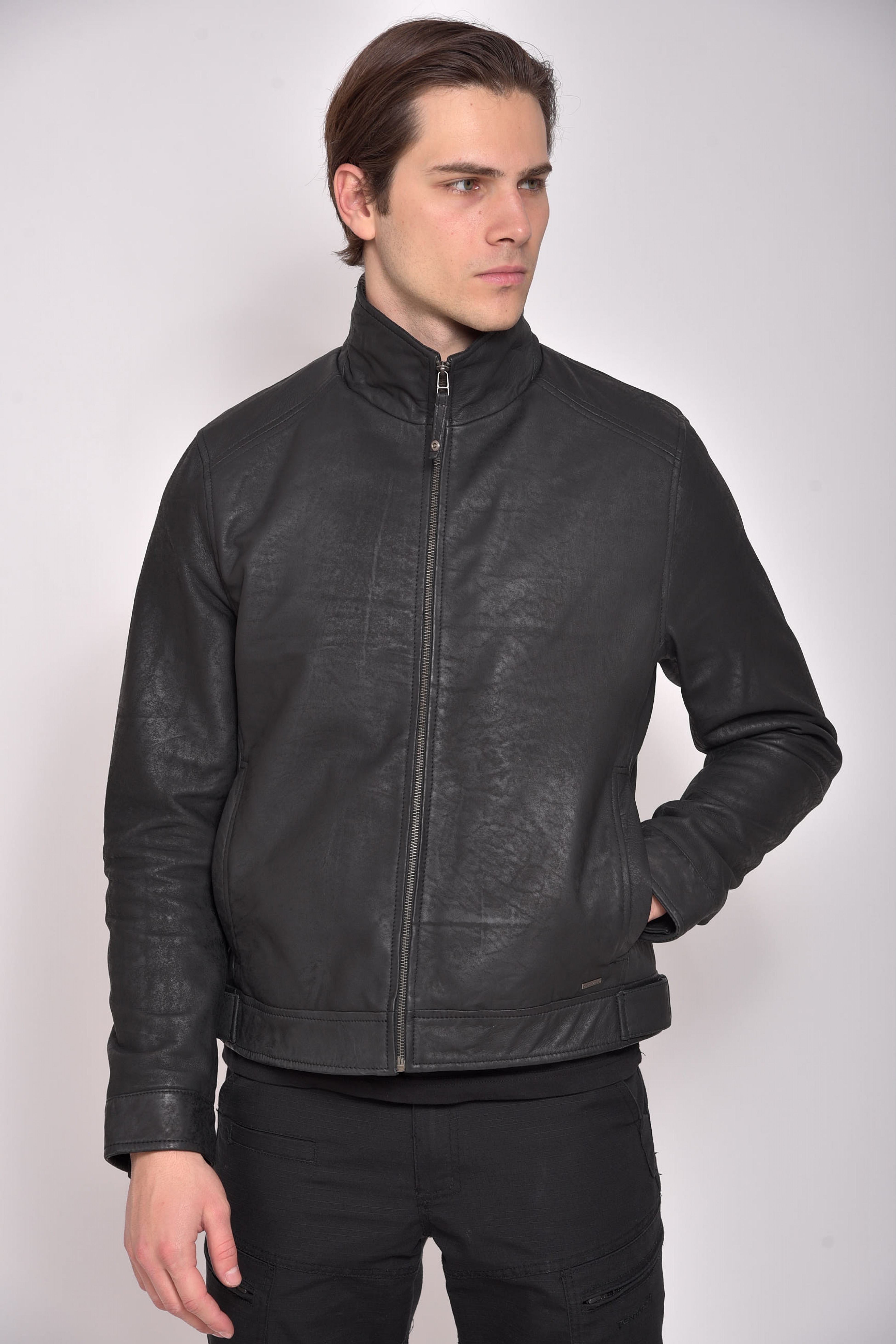 HOLLAND VINTAGE SHEEP BLACK - ΑΥΘΕΝΤΙΚΟ ΑΝΤΡΙΚΟ ΜΑΥΡΟ ΔΕΡΜΑΤΙΝΟ ΜΠΟΥΦΑΝ