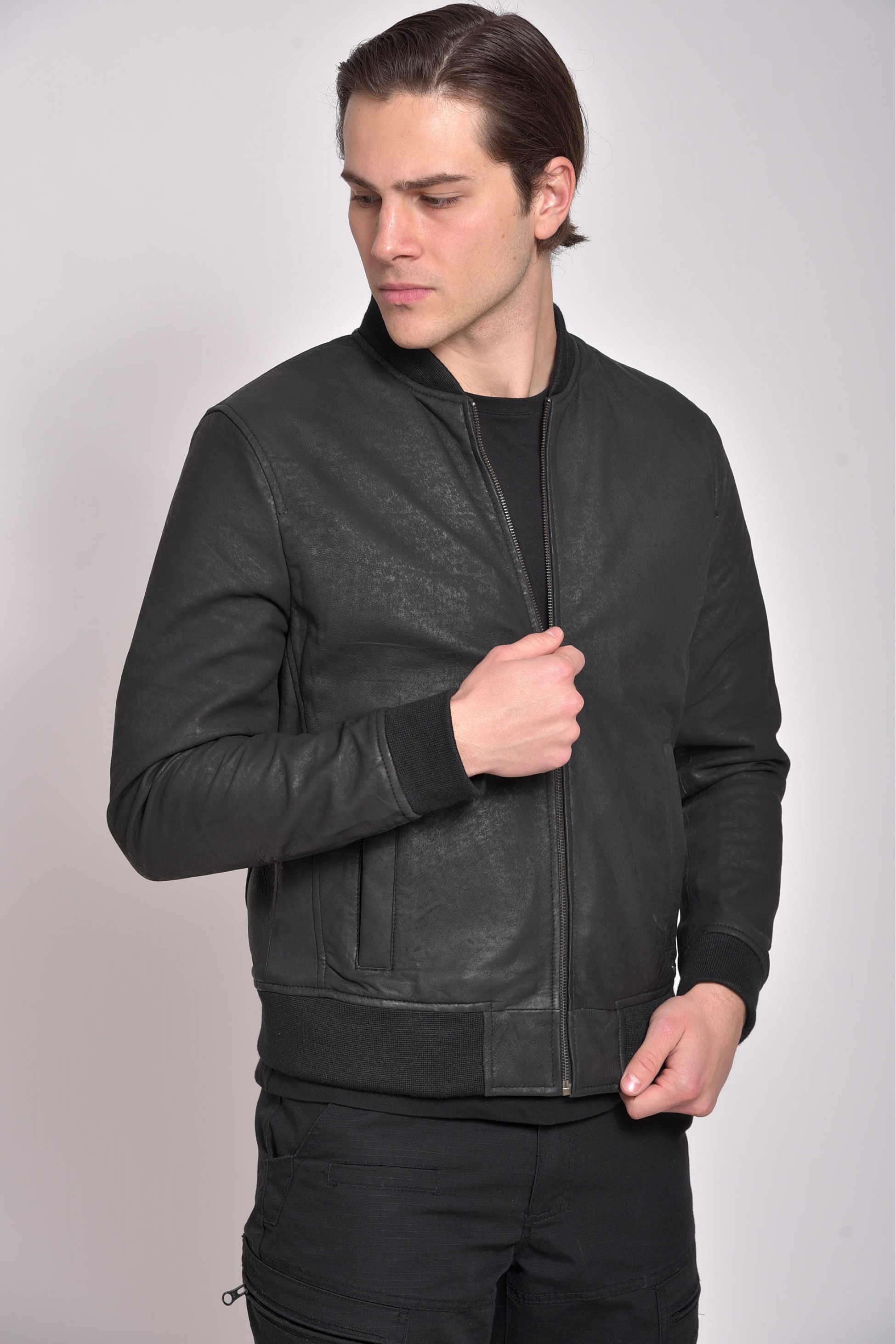 SUGAR VINTAGE SHEEP BLACK - ΑΥΘΕΝΤΙΚΟ ΑΝΤΡΙΚΟ ΜΑΥΡΟ ΔΕΡΜΑΤΙΝΟ ΜΠΟΥΦΑΝ